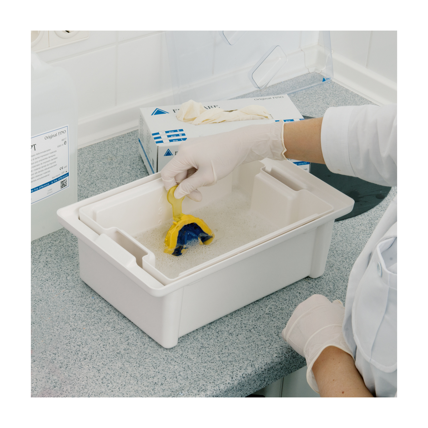 FINOSEPT Disinfection Trough, with Lid Transparent